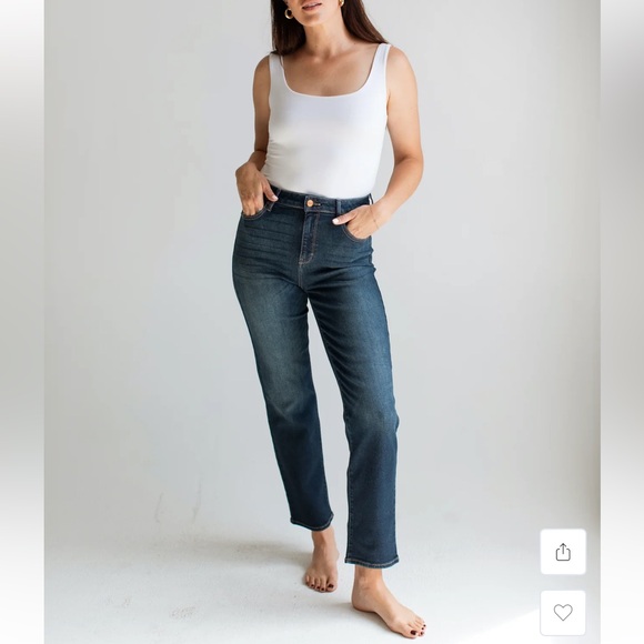 Carly Jean Los Angeles | Jeans | Carly Jean Los Angeles Chrissy Classic ...